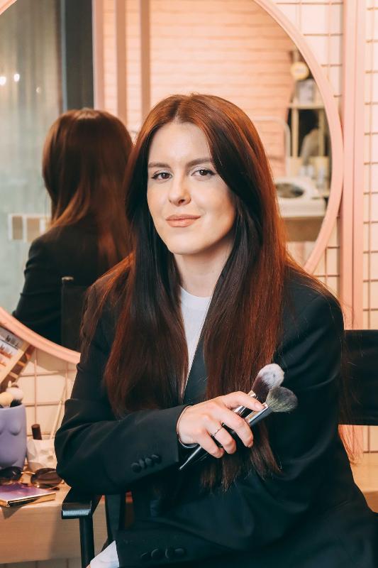 Úchvatné obočí a řasy oceněné Vogue CS | RE Brow Bar – rebeautystudio